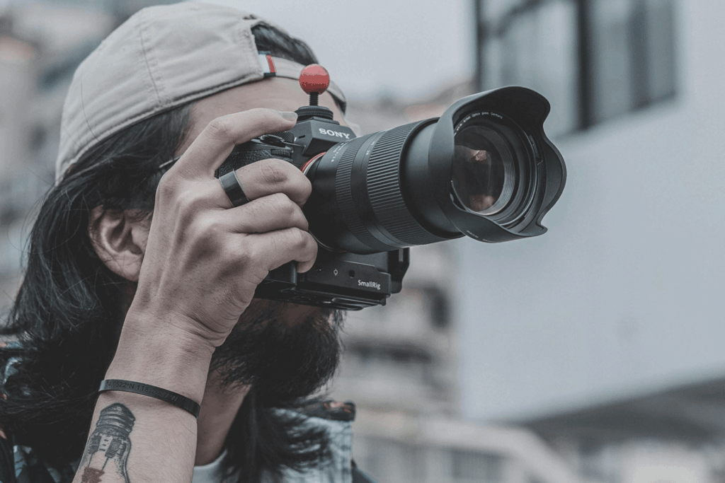 Choosing the Right Sony Zoom Lens - New York Camera